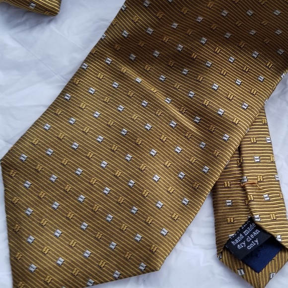 Carlos Devenezia | Accessories | Carlos Devenezia Golden Mustard Geo ...